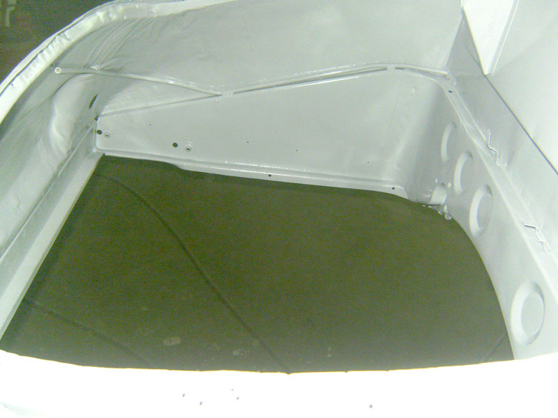 Young- Oldtimer-Restaurierung in Polen :: Restauratiebedrijf oldtimers ...